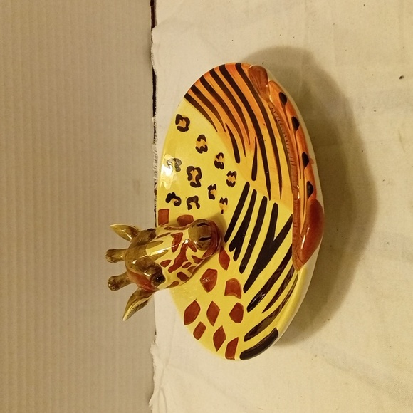 Lotus | Accents | Vintage Giraffe Plate | Poshmark